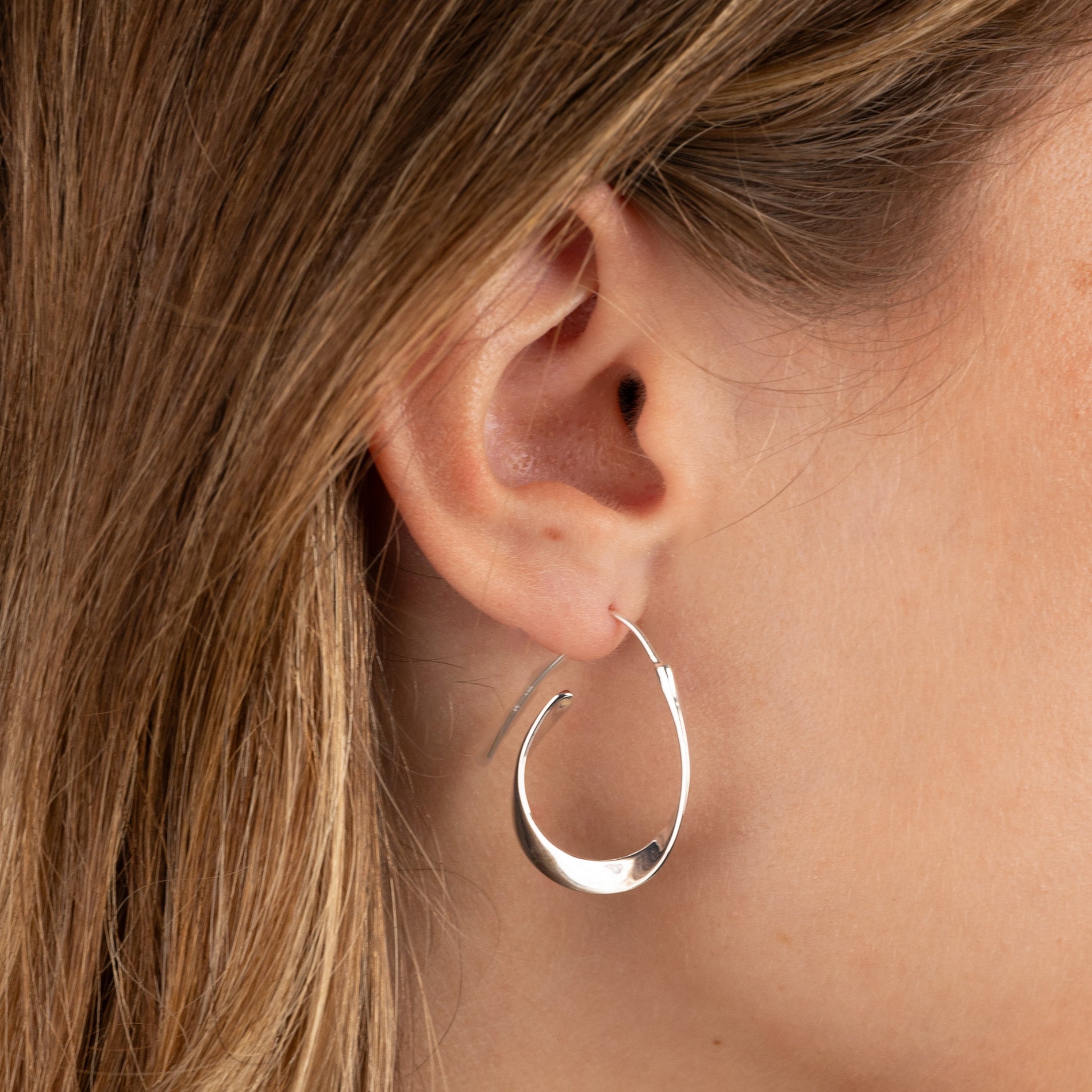 EMMY SILVER CREOL EARRING Sisi Copenhagen