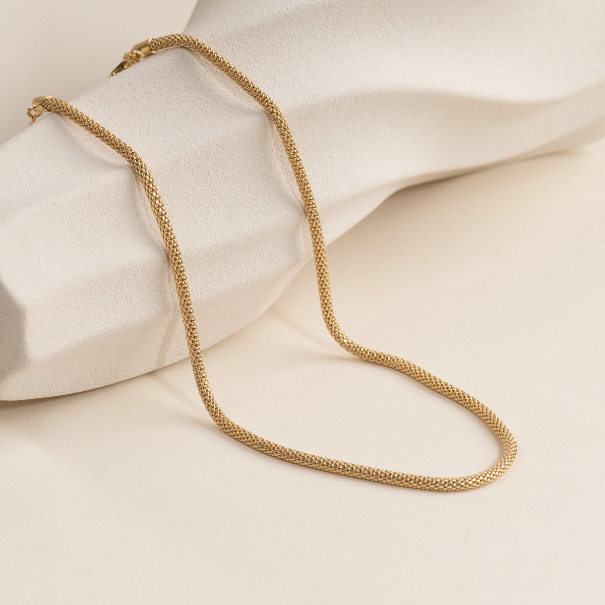 SYLVIA GOLDEN CHAIN | Fri fragt ved 249,- – Sisi Copenhagen